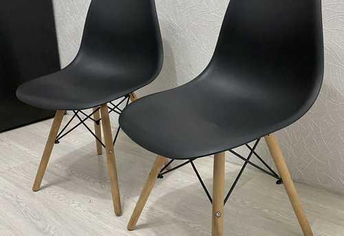 Стул eames, 2 штуки б/у