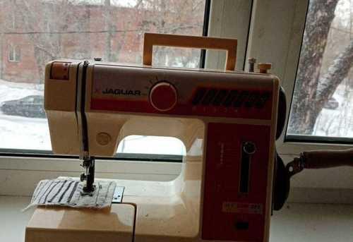 Швейная машина бу рабочая