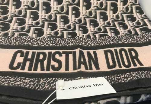 Платок женский розовый Christian Dior