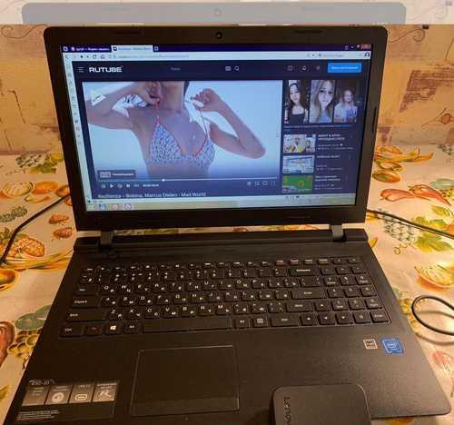 Продам ноутбук Lenovo B5010, 15.6", Intel Celeron