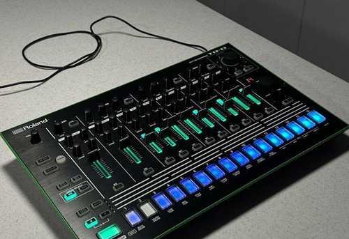 Драм-машина Roland Aira TR-8 USA