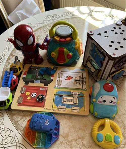 Развивающие игрушки пакетом