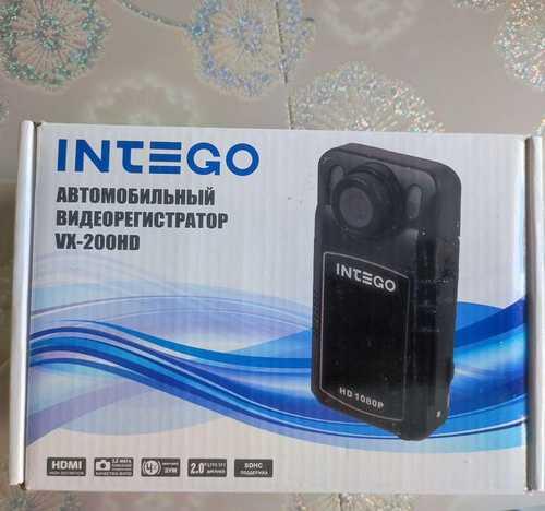 Видеорегистратор intego VX-200HD новый