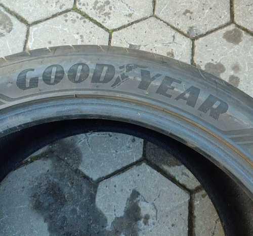 Goodyear Eagle F1 Asymmetric 3 295/40 R21