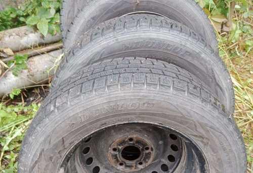 Колесо R16 Dunlop Winter Maxx 215/65, PCD 5x114.3 DIA 66.1