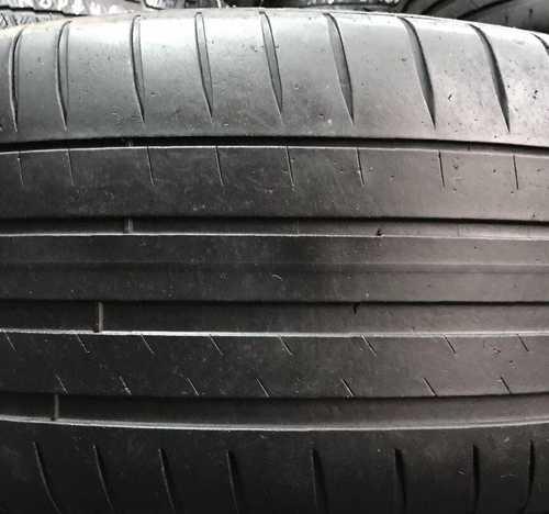 Michelin Pilot Sport 4 245/40 R18