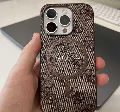 Чехол на iPhone 15 pro / Max Guess magsafe