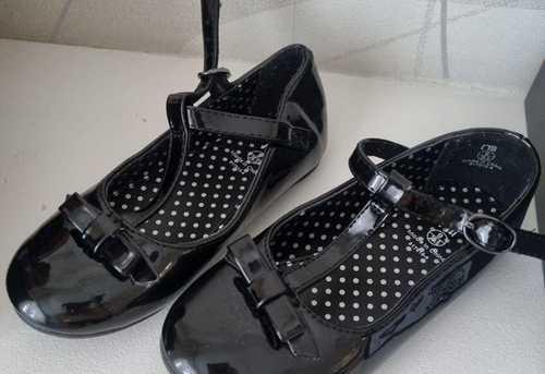 Туфли для девочки 26 размер черные