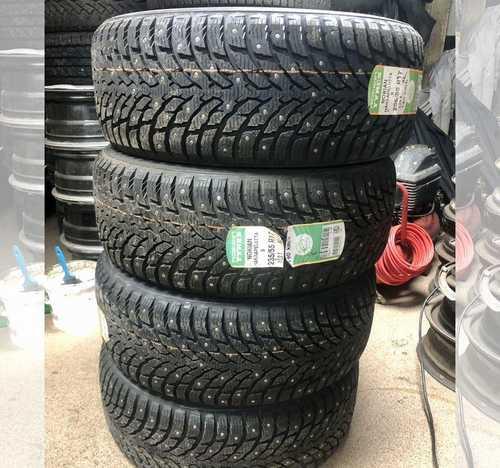 Nokian Tyres Hakkapeliitta 9 235/55 R17