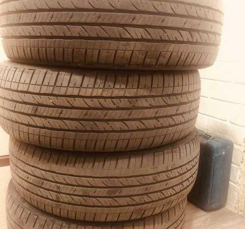 Bridgestone Dueler H/T 843 215/60 R17 96