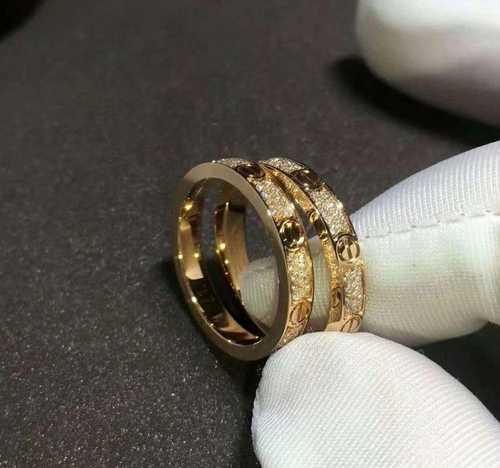 Кольцо Cartier Love маленькая модель желтое золото 585 проба 72 шт. бриллиант 0.1934 карат