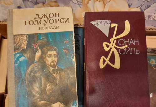 Книги разные, цена за коробку, там 30шт