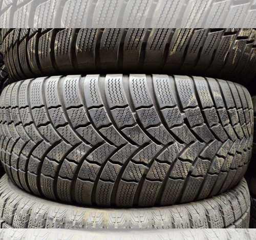 Bridgestone Blizzak LM-001 Evo 205/55 R16