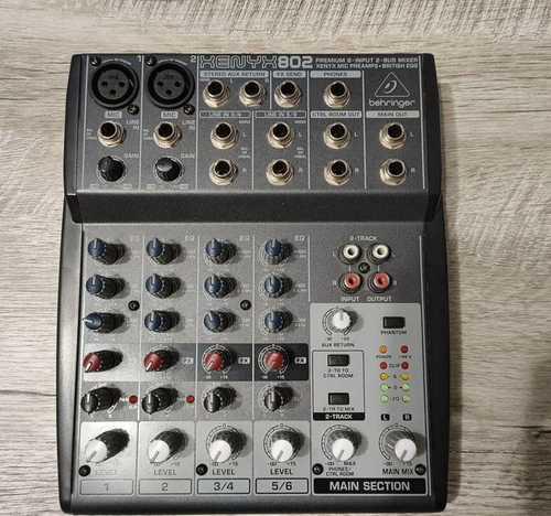 Behringer xenyx 802