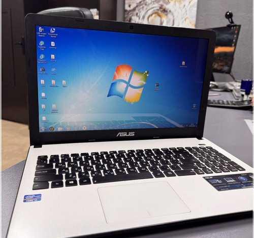 Ноутбук Asus x501a