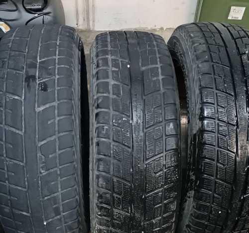 Yokohama 125T 215/65 R16