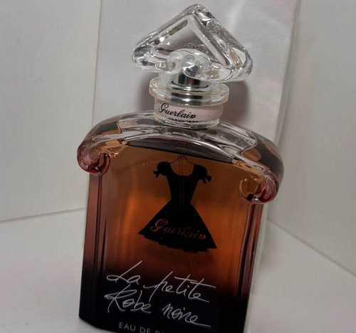 Guerlain la petite robe noire