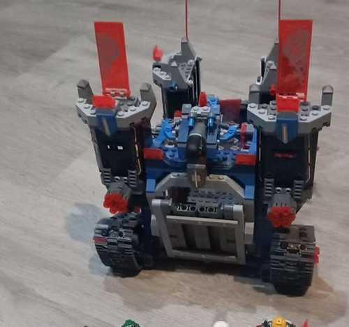 Lego nexo knights мобильная крепость Фортрекс