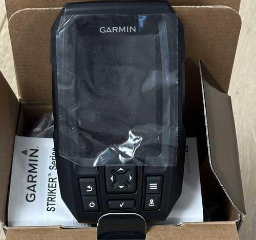 Эхолот Garmin Striker 4 новый