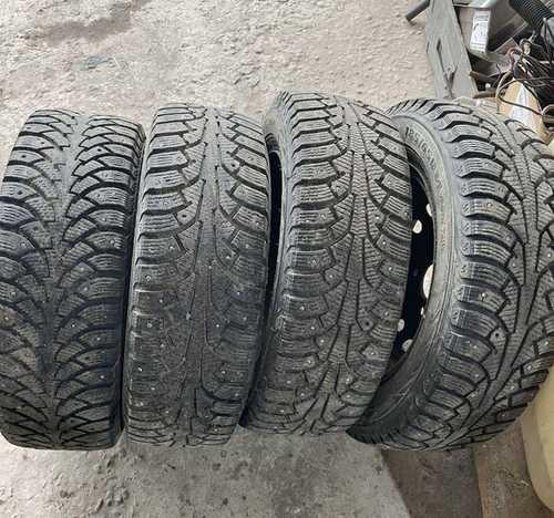 Продаю комплект зимних колёс Nokian Nordman 5 R14