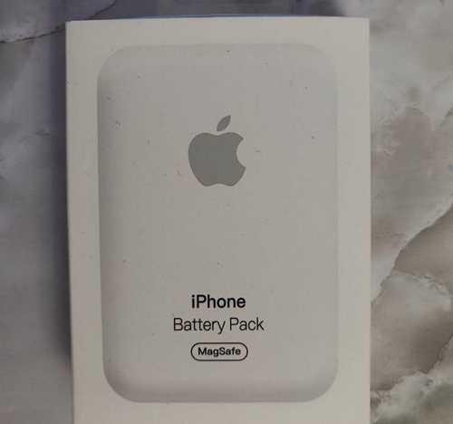 Повербанк apple MagSafe Battery Pack