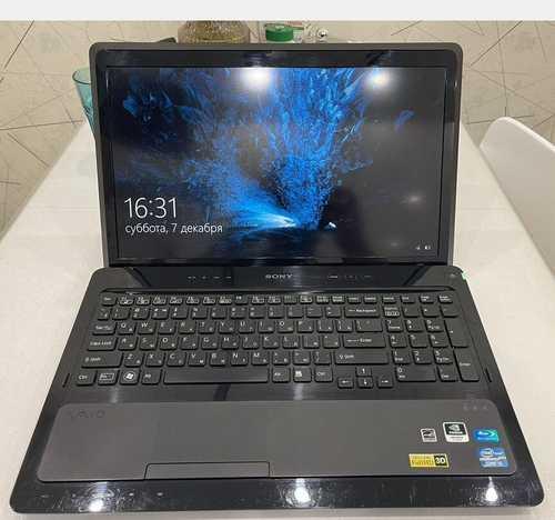 Sony vaio vpcf23X1R