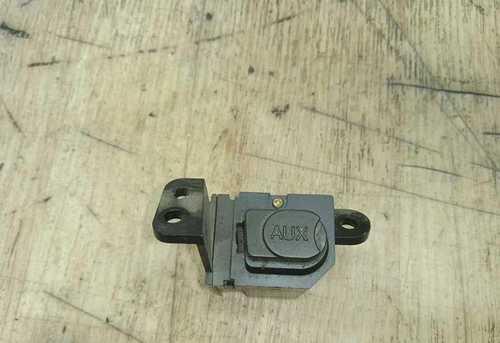 Разъем USB/AUX Honda Fit GD (2001—2008) 39112saaj0