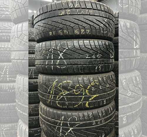 Pirelli Winter Sottozero 210 Serie II 225/45 R18 99Y