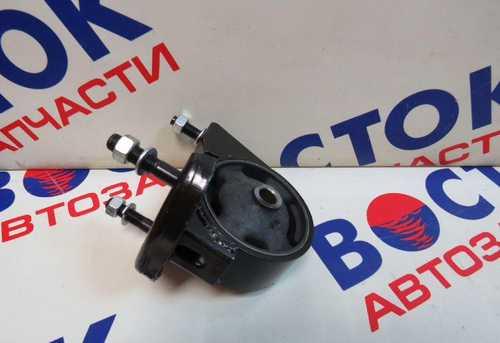 Подушка двигателя Зад toyota corolla ceres AE100