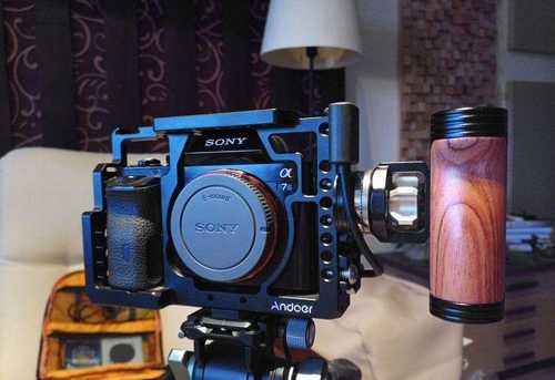 Sony a7s с клеткой и arri ручкой