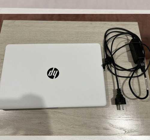 Ноутбук HP laptor 15-rb0xx