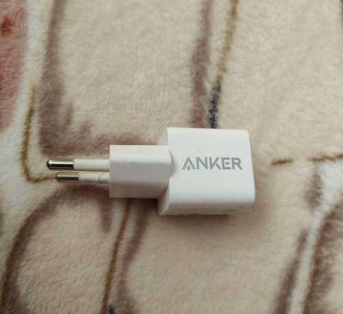 Блок питания Anker PowerPort 3 Nano