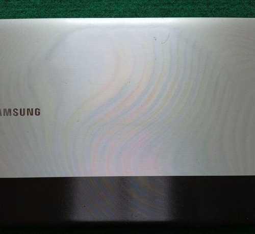 Крышка матрицы Samsung RV511