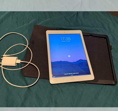 Планшет Apple iPad Air 16gb