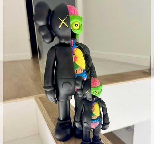 Мишки bearbrick,kaws