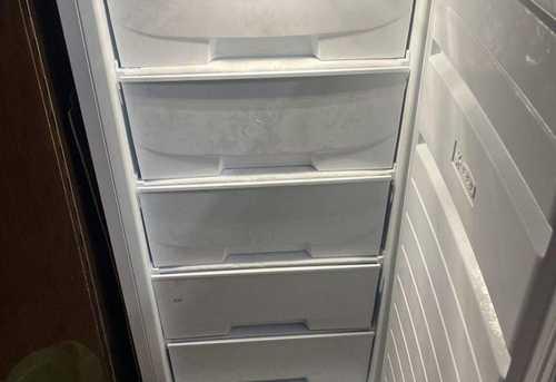 Морозильный холодильник