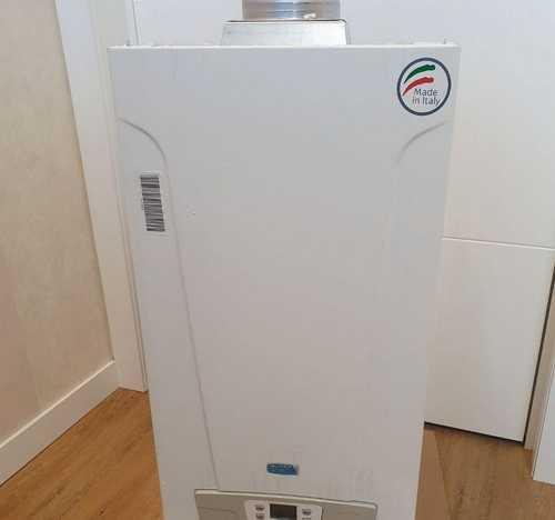 Газовый настенный котел Baxi ECO 4S 24