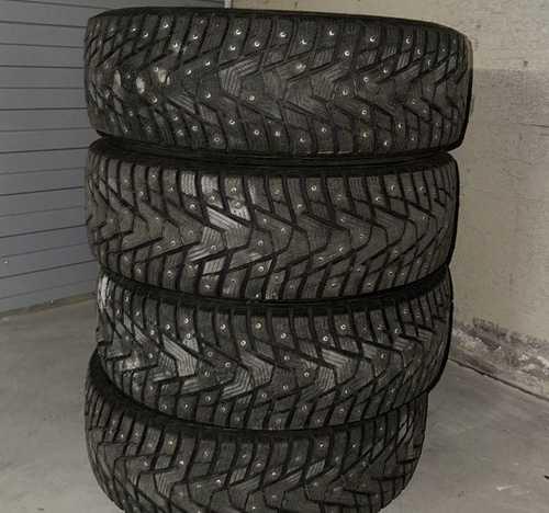 Hankook Winter I'Pike RS2 W429 195/65