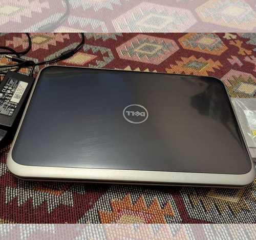 Ноутбук Dell Inspirion 5520