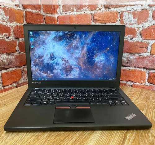 Ноутбук Lenovo Core i5/SSD/8GB/12.5 экран