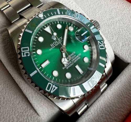 Rolex Submariner Hulk - зеленые