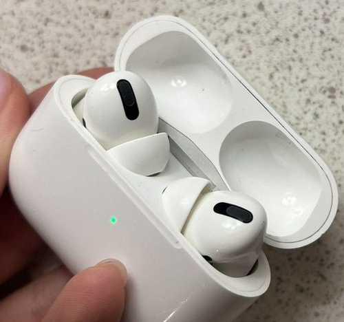 Наушники Apple airpods pro