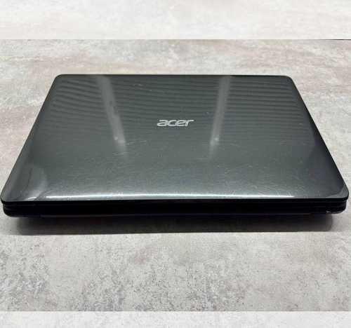 Ноутбук Acer aspire E1