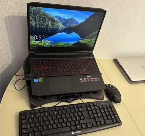 15.6" Игровой Ноутбук Acer Nitro 5 (AN515-57-548J)