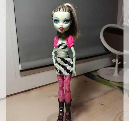 Кукла монстер хай monster high