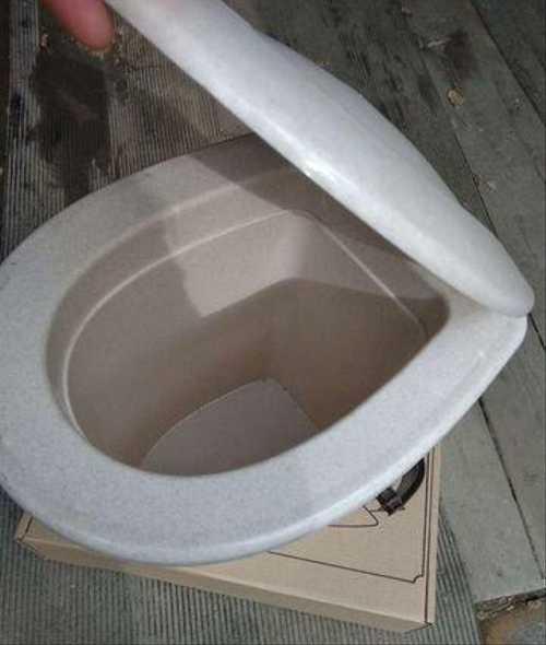 Дачный туалет ведро