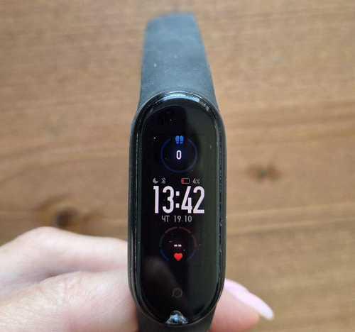 Фитнес браслет xiaomi mi band 4