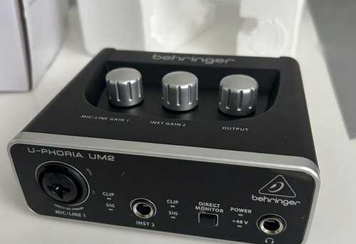 Звуковая карта USB behringer UM2