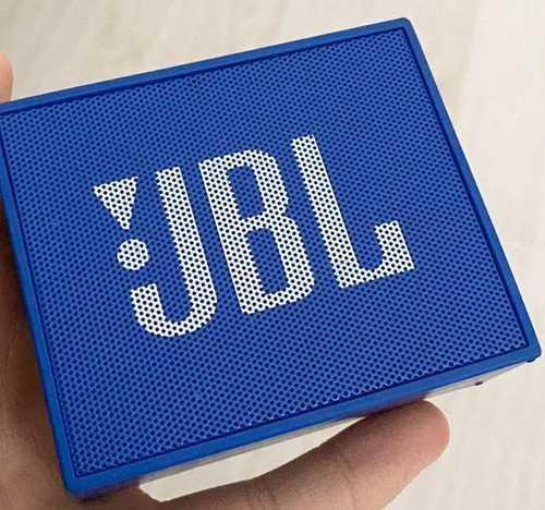 Колонка JBL GO