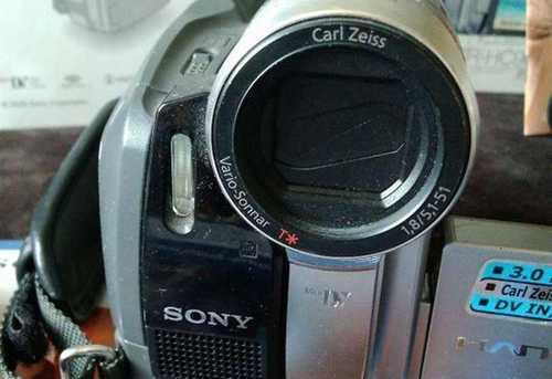 Видеокамера Sony handycam DCR-HC96E